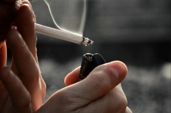 Mucho más que humo: el daño silencioso del cigarrillo en el corazón y ...